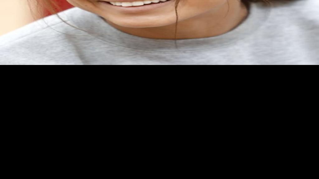 Salpointe's Crunkleton Wilson turns cheerleader after injury ends season