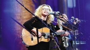 Singer brings her poignant Yiddish, Hebrew music to the Fox Theatre