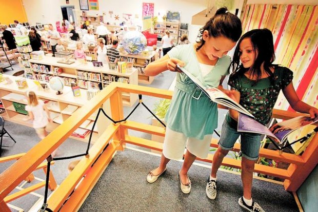 Students learn to be librarians