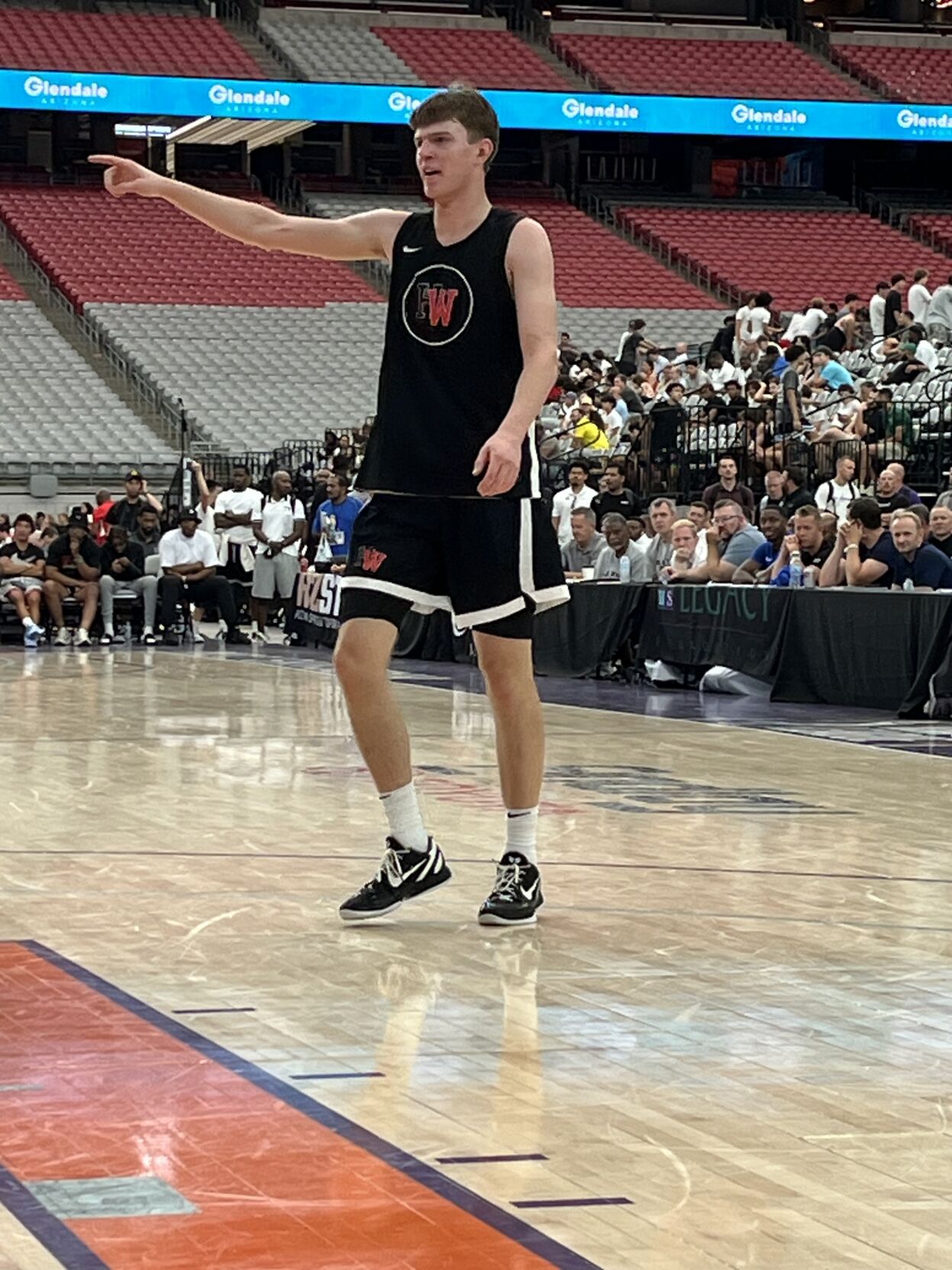 Arizona basketball target Nik Khamenia's stock jumps