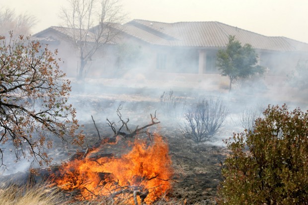 Photo gallery: June 16: Monument Fire near Sierra Vista | Wildfire ...