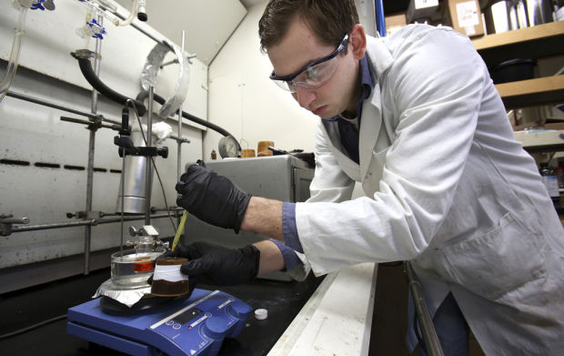 UA team discover process to turn waste sulfur into plastic