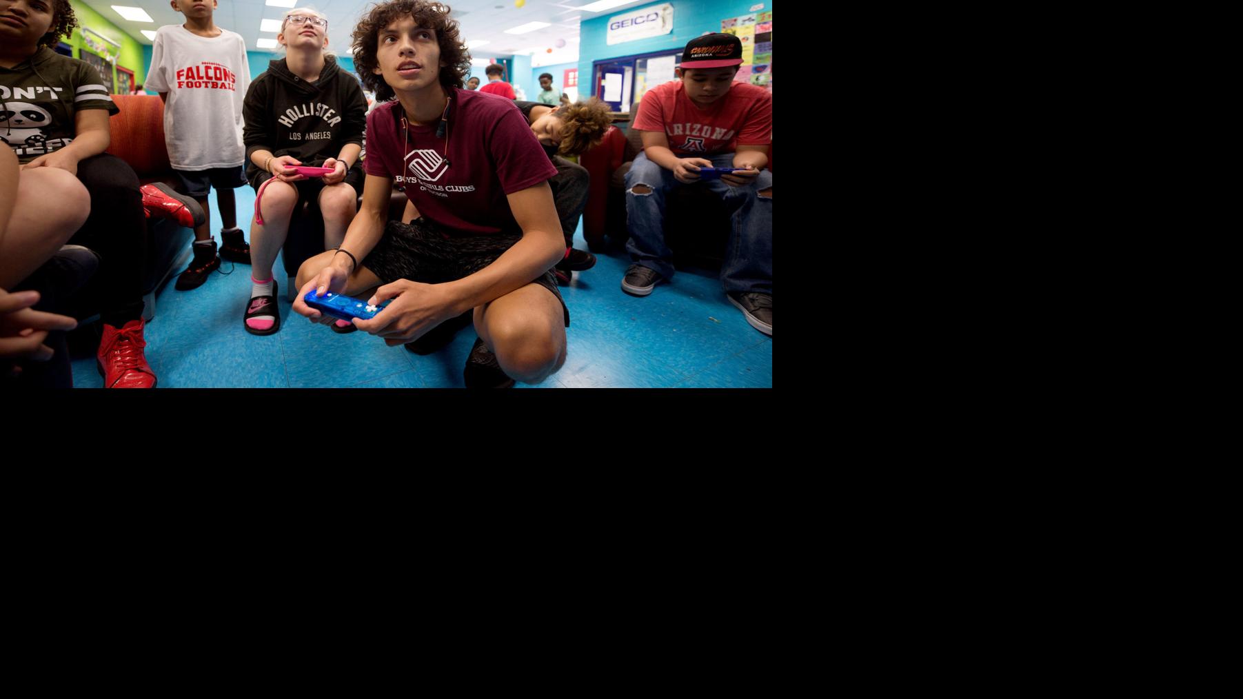 2 Tucson teens are turning internships, moms' support into stepping ...