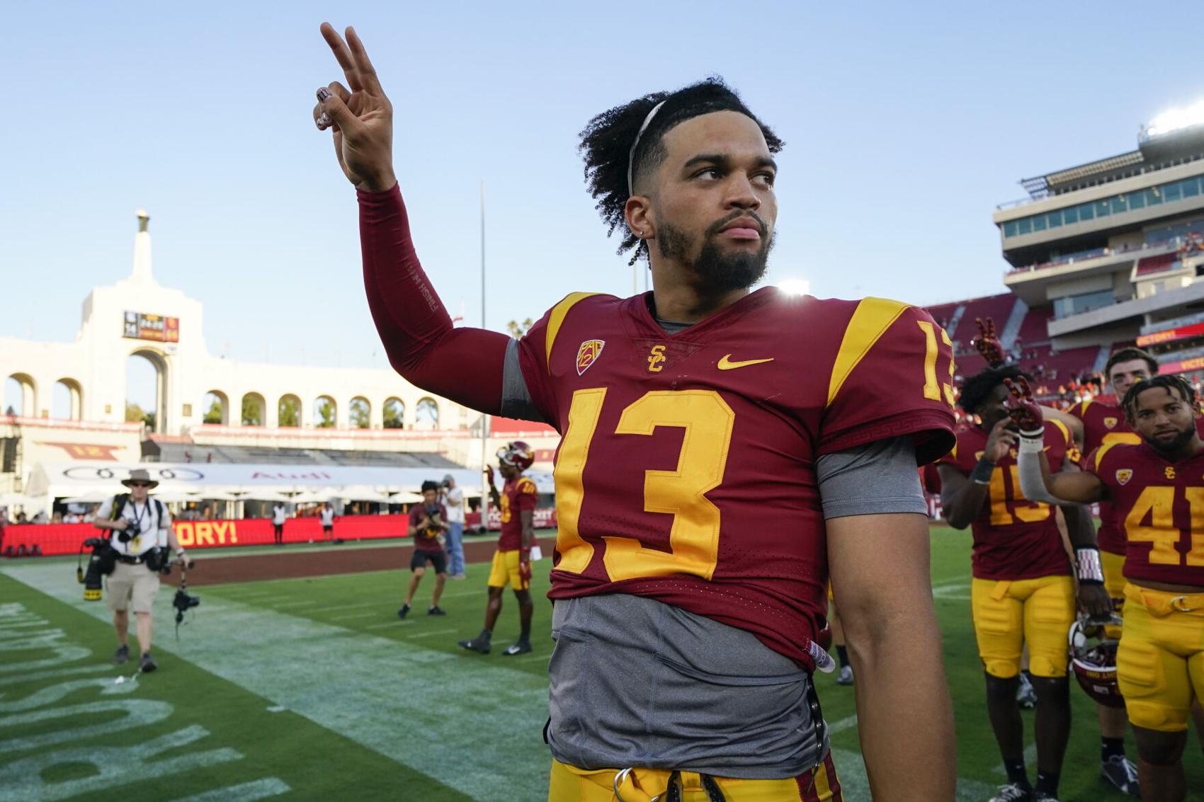 Caleb Williams shines in USC debut, Nix struggles for Oregon