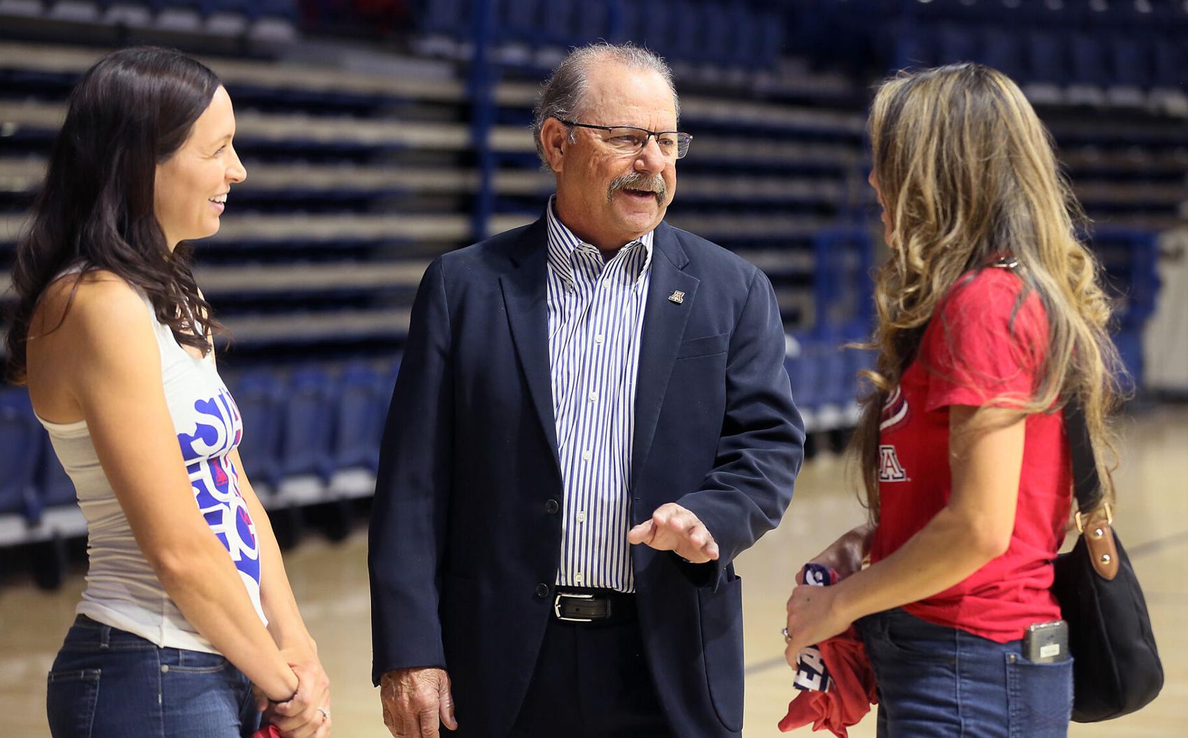 Mike Candrea retires after 36 years, 24 WCWS appearances and 8 national ...