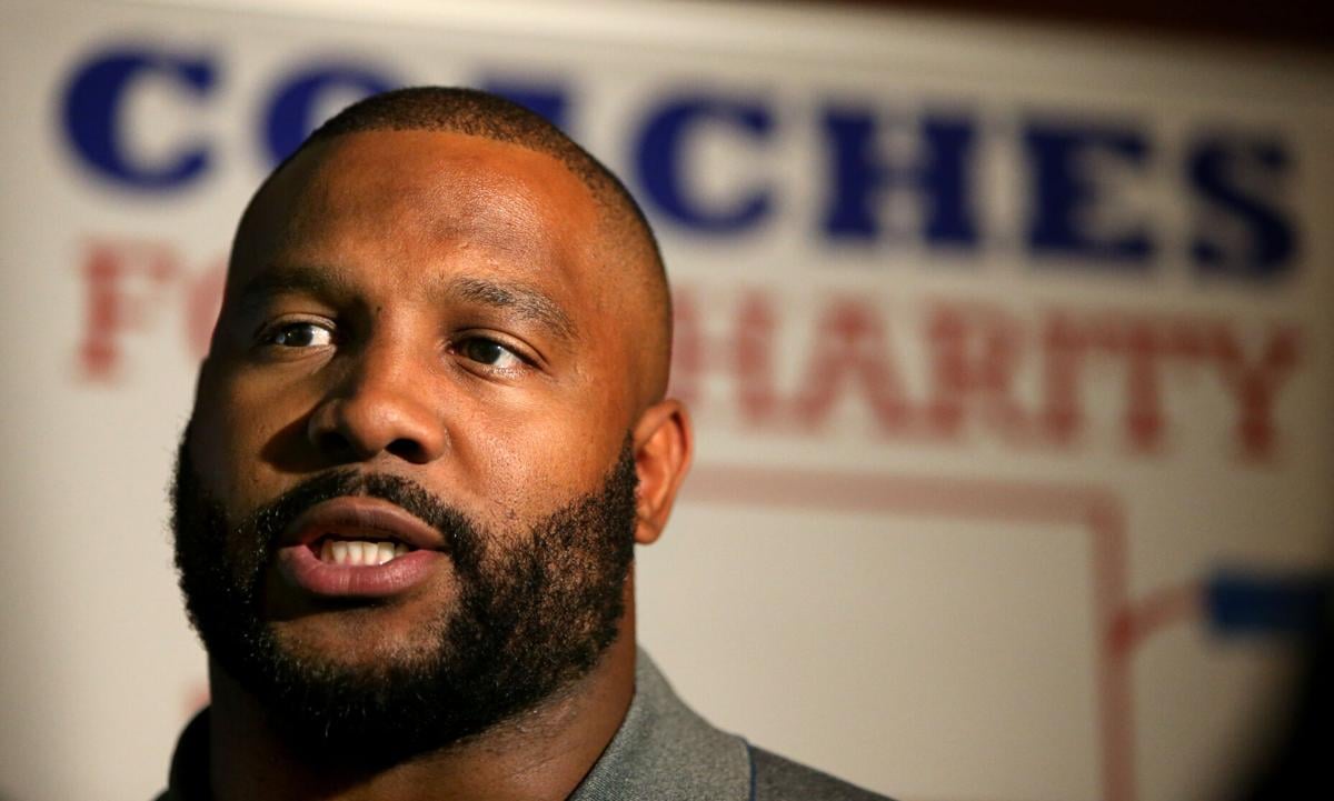 lance briggs position