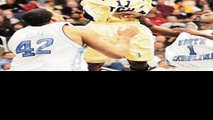 Bynum's career-high 35 stuns No. 2-ranked UNC