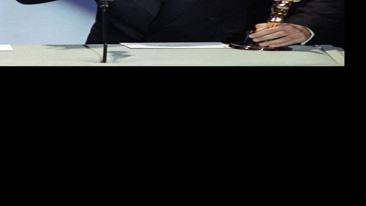 'Dances With Wolves' writer dies in Tucson