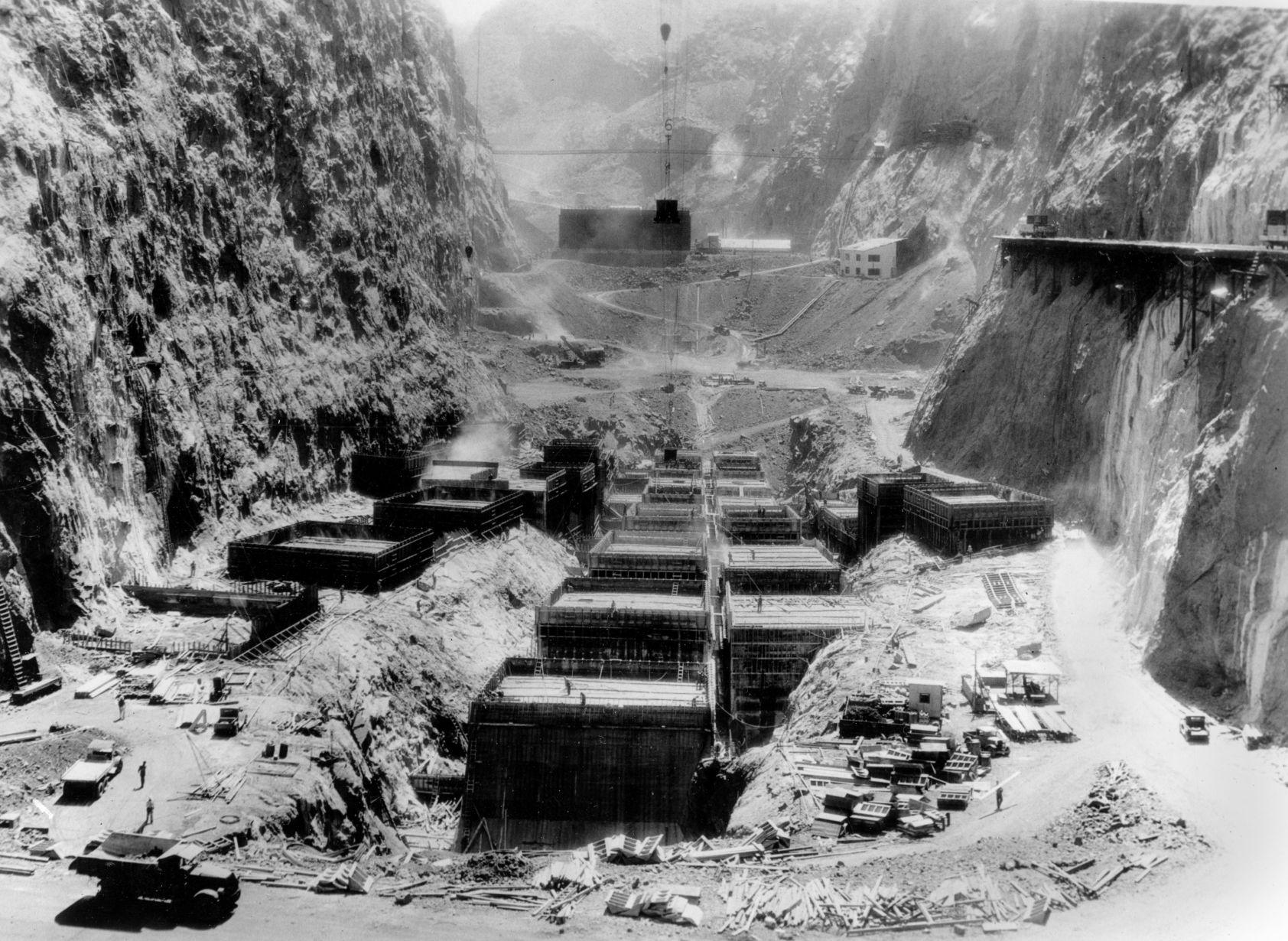 Photos: Construction of Hoover Dam on the Colorado River in the 1930s