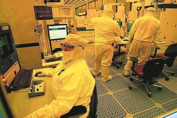 Upgraded Intel plant reopens in Chandler