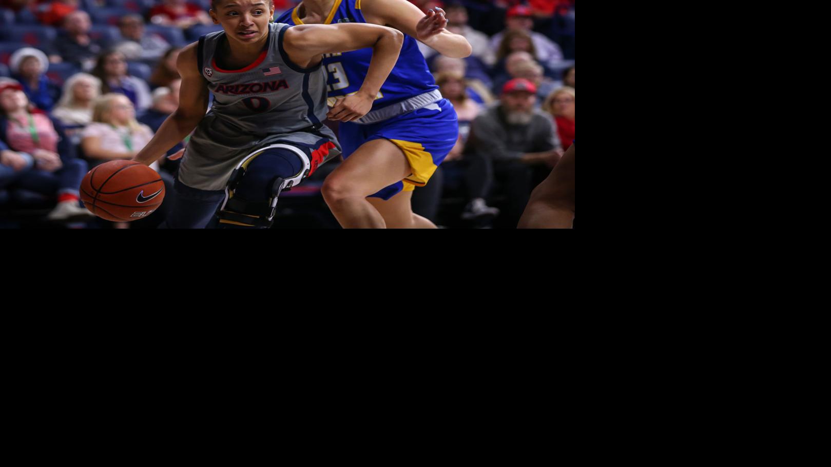 Amari Carter, Arizona's defensive stopper, helping out with big shots, too