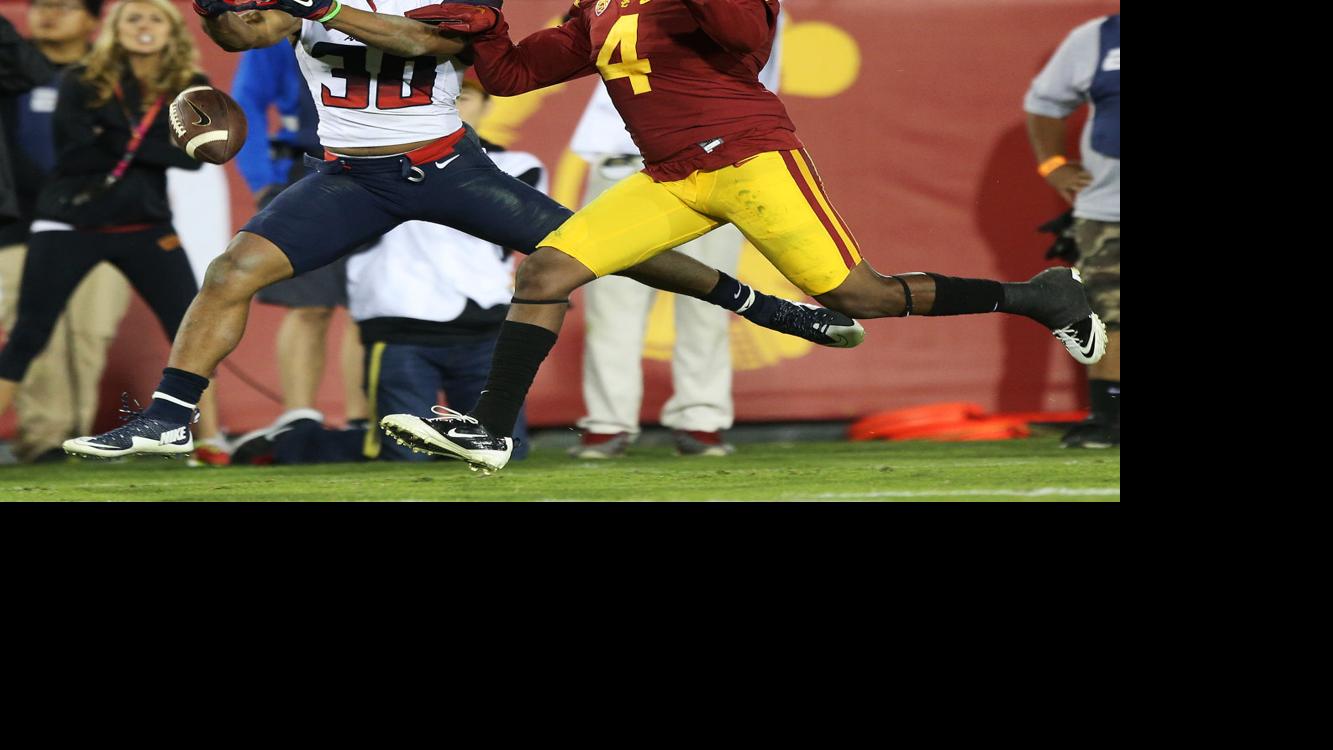 Photos: USC 38, Arizona 30