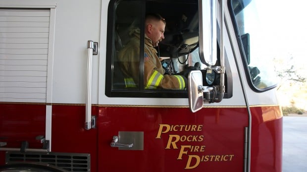 Photos: Fire in Picture Rocks