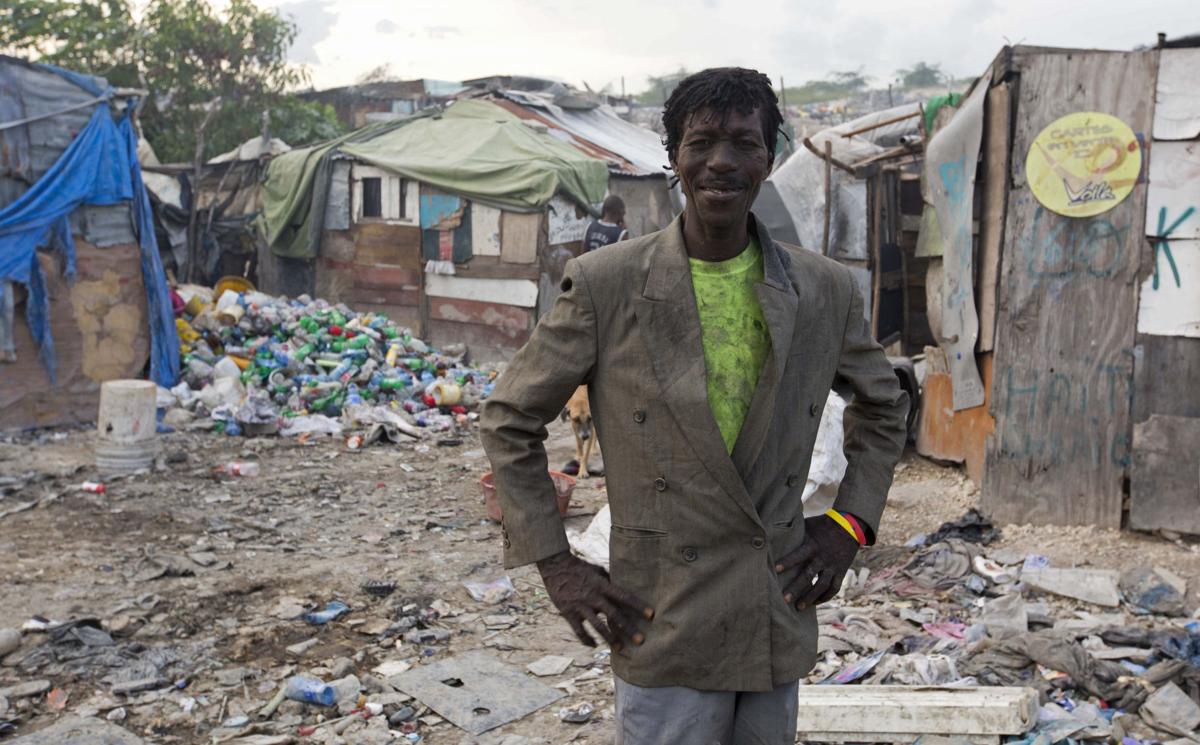 Photos: Life in Haiti's largest trash dump | World News | tucson.com