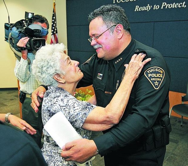 Villaseñor officially sworn in as new Tucson police chief