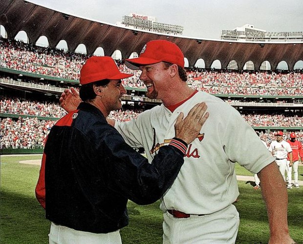 McGwire será nuevo coach de bateo de los Cardinals | Spanish | tucson.com