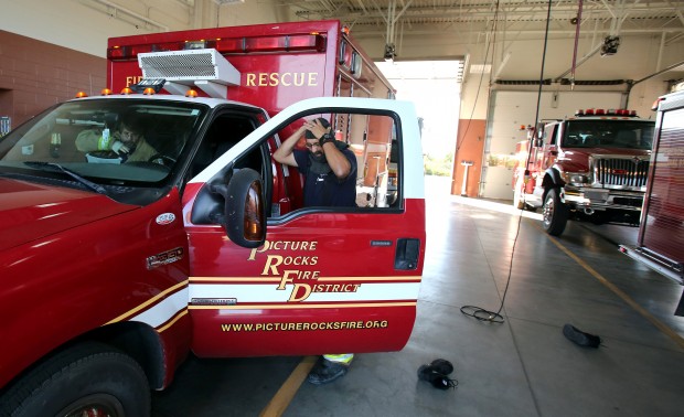 Photos: Fire in Picture Rocks