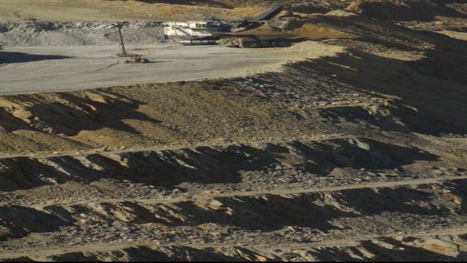 Freeport to cut 430 jobs at Sierrita Mine, consider shutdown