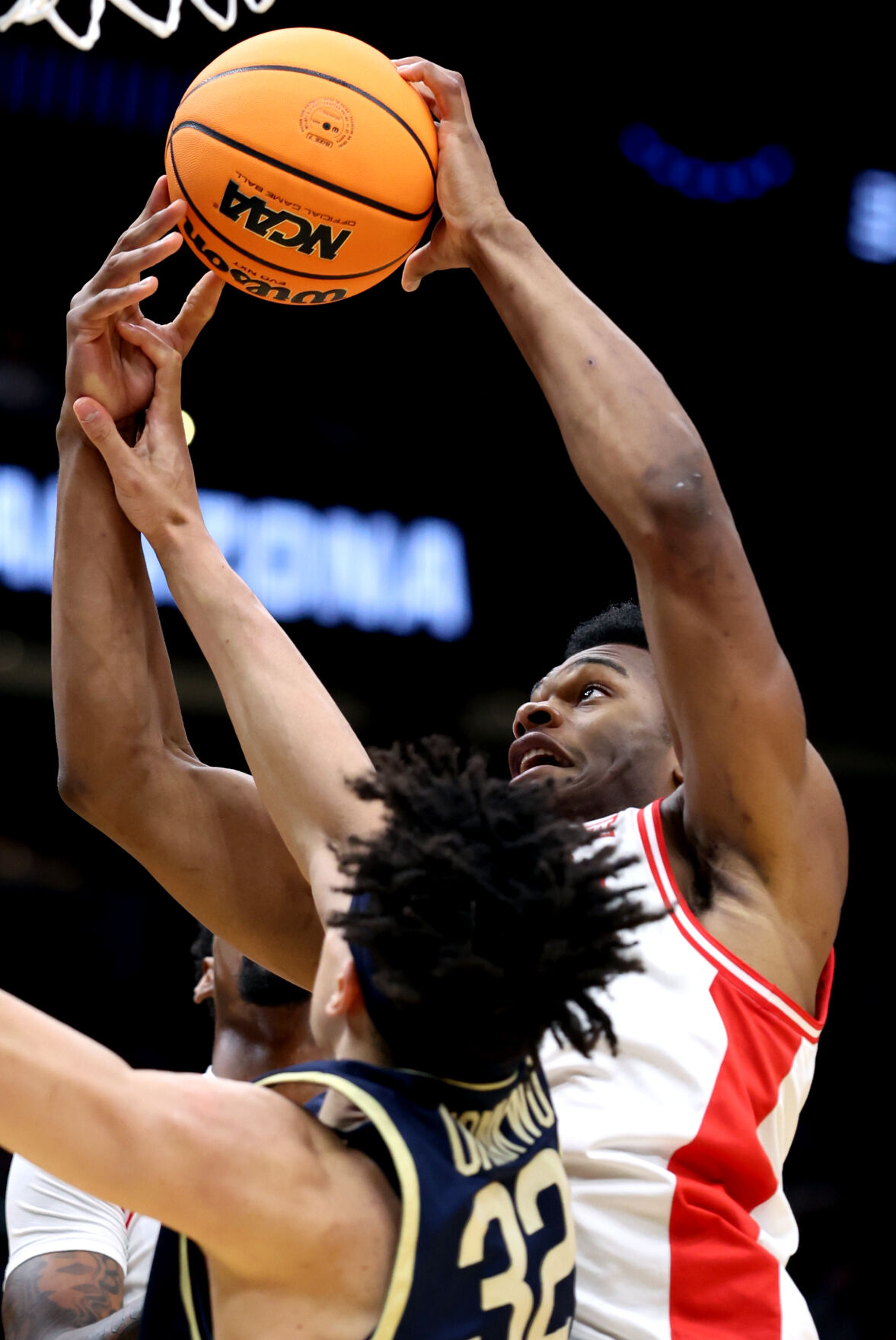 Arizona Wildcats crush Akron 93-65 in NCAA Tournament