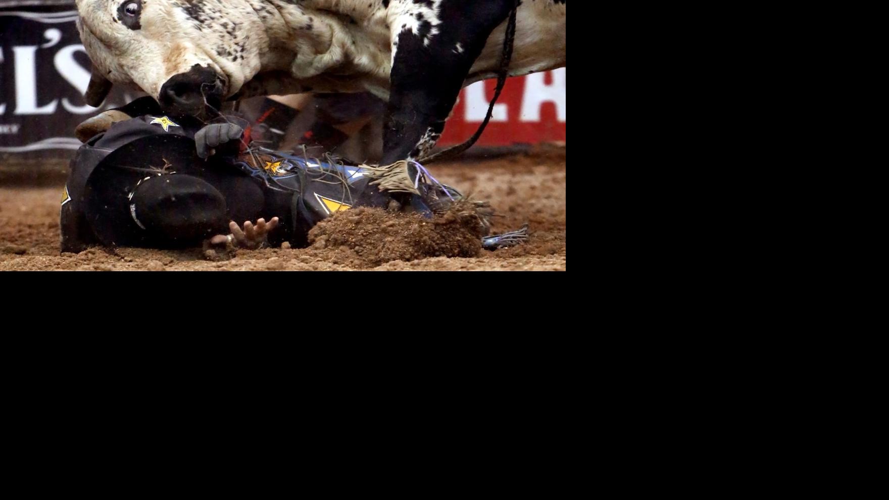 Photos: Pro Bull Riding at TCC