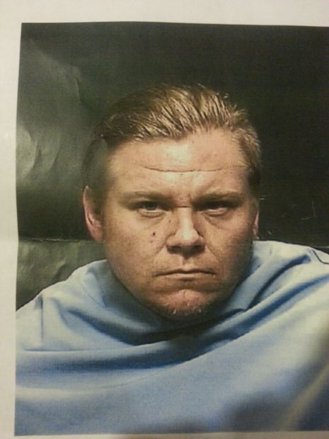 Man in Oro Valley standoff shoots himself, second suspect arrested