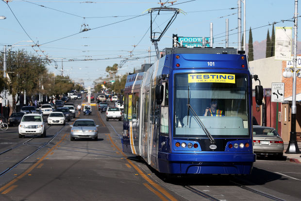 El centro de Tucsón estrena tranvía