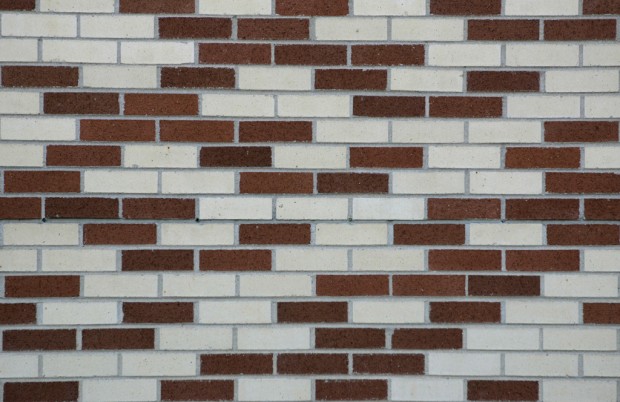 Tucson Oddity: Not to worry, but there's brick out of sequence in wavy ...