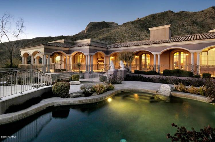 Live the fanciest life in this $7M Tucson mansion