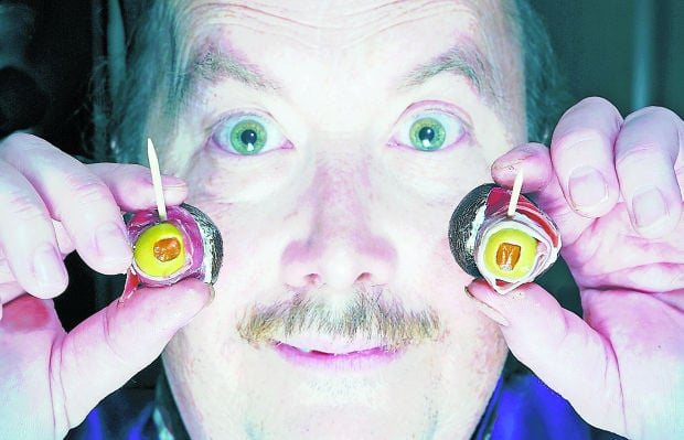 Chatting with the chef: Celebrities don't scare him