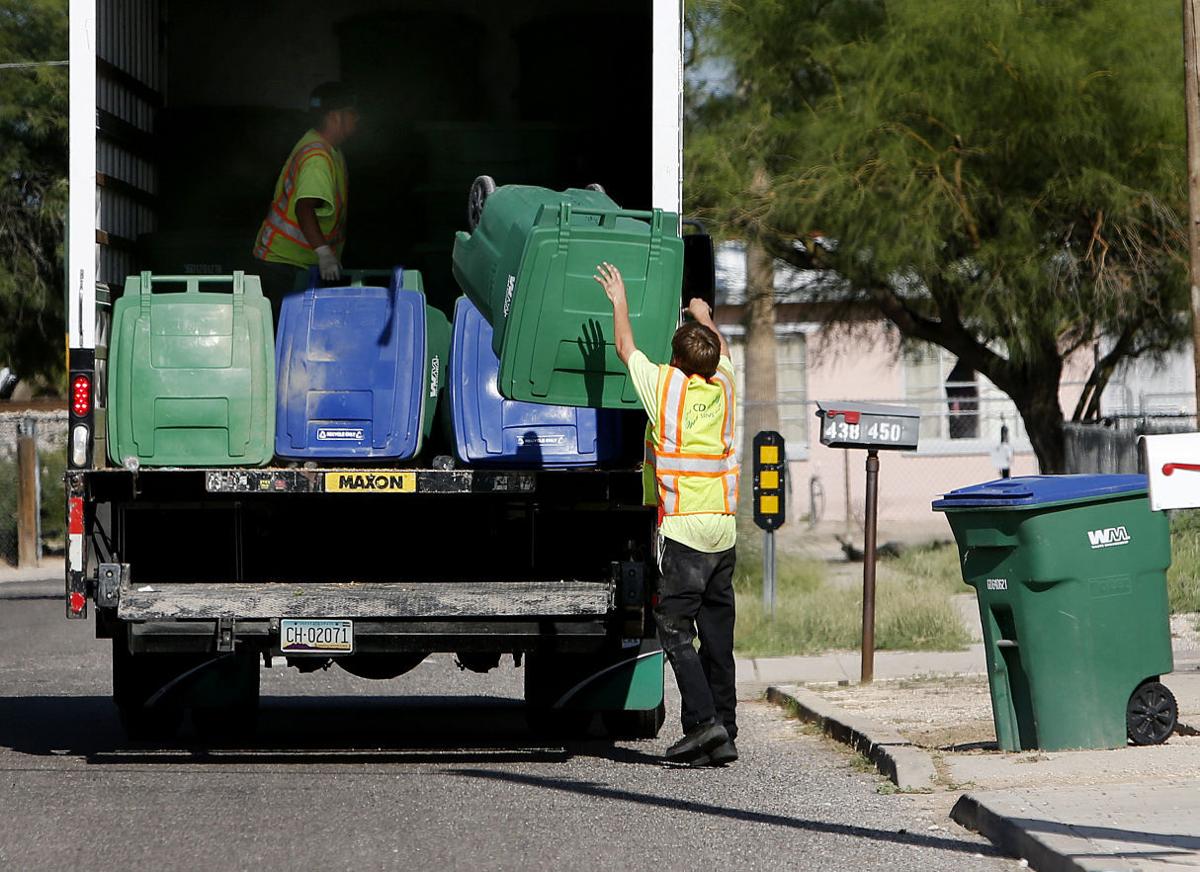 Sur Tucsón arrienda viejos camiones de basura