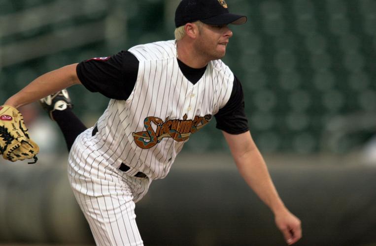 Hansen's Sunday Notebook: Cats kept their NCAA streak alive by slugging ...