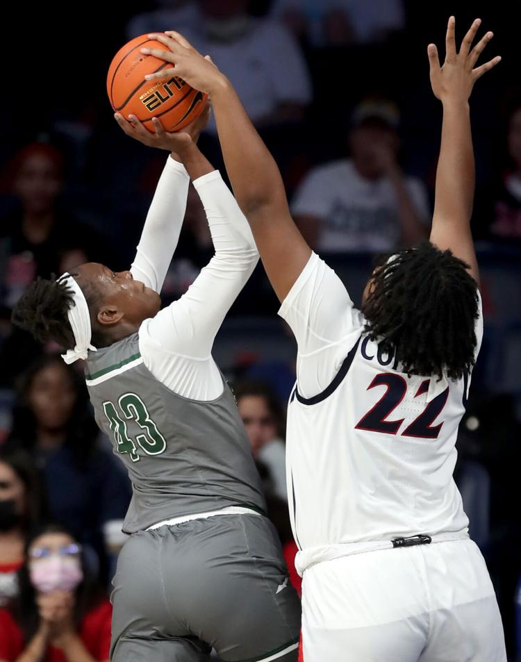 Photos: University of Arizona cruises 84-25 over Eastern New Mexico ...