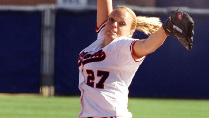 Arizona Wildcats legend Jennie Finch inducted into Hall, but more Cats ...