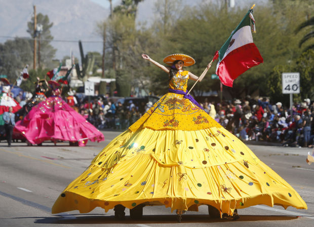 Sunny skies for the Tucson Rodeo Parade