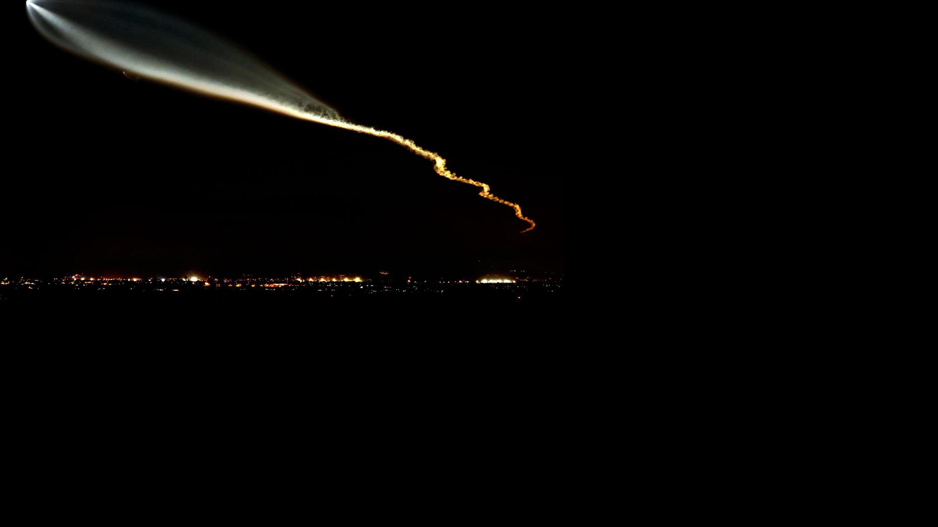 SpaceX rocket launch lights up Tucson sky