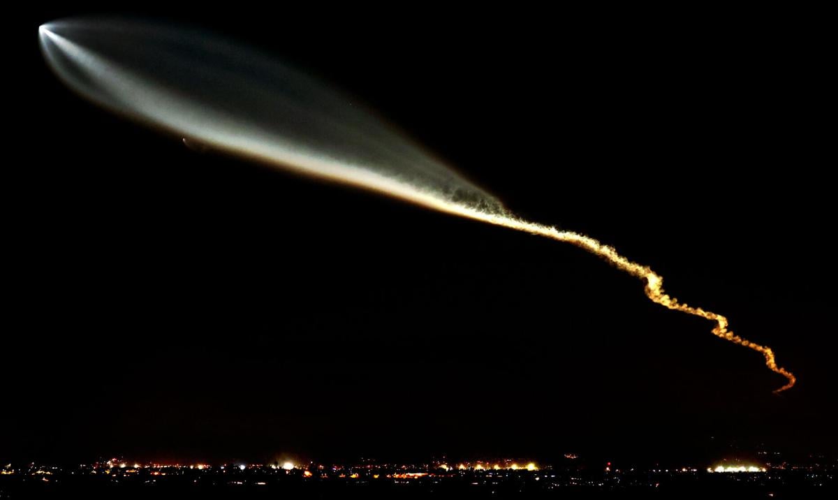 SpaceX rocket launch lights up Tucson sky