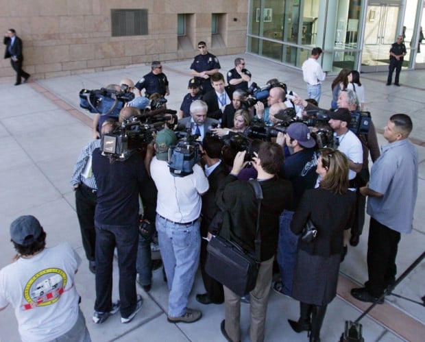 Judge orders Loughner to undergo psych exam