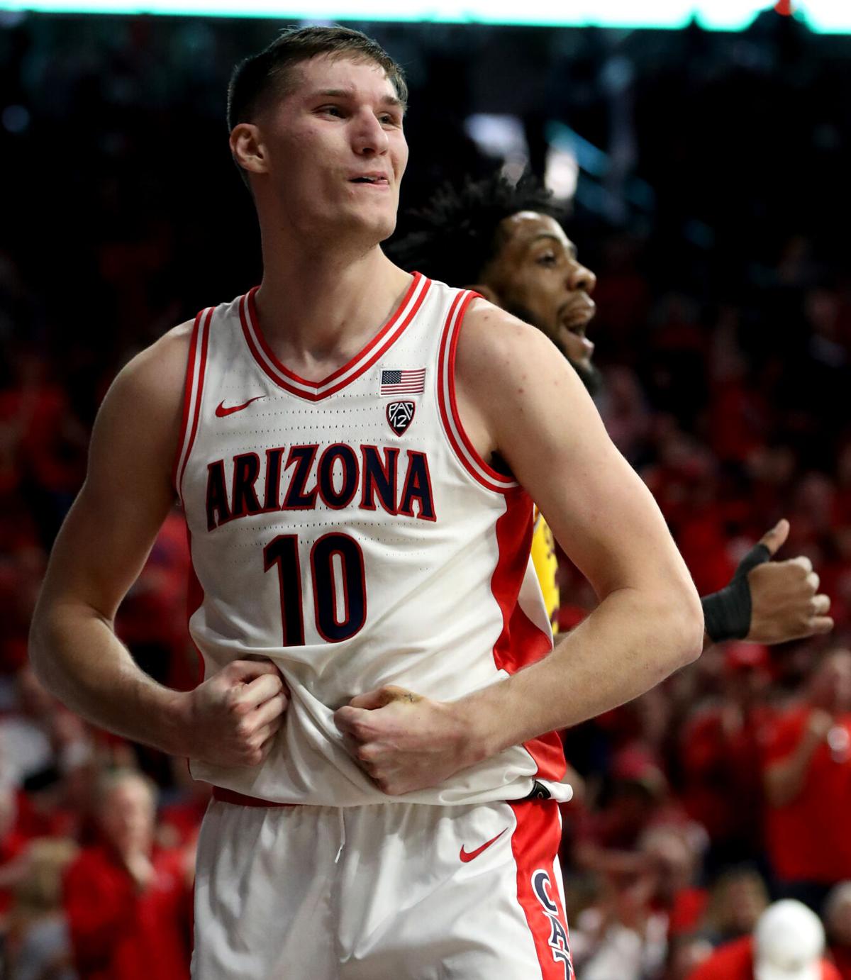 Arizona's Azuolas Tubelis named to 15-player Oscar Robertson Trophy ...