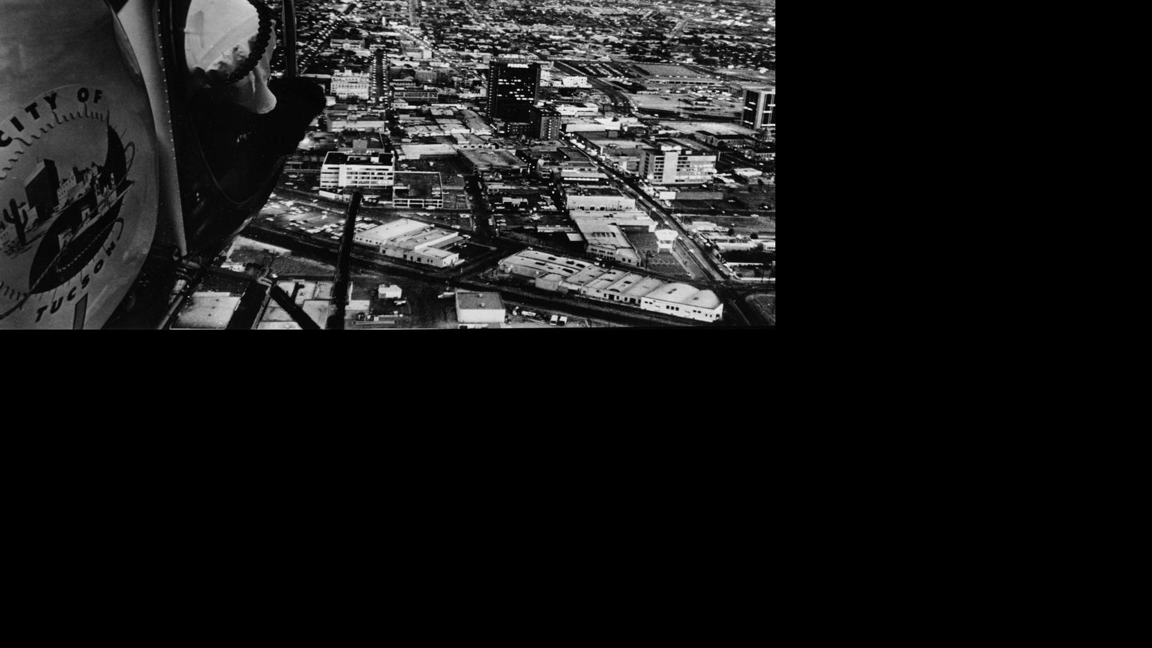 Collection: 40+ aerial photos of Tucson from decades ago