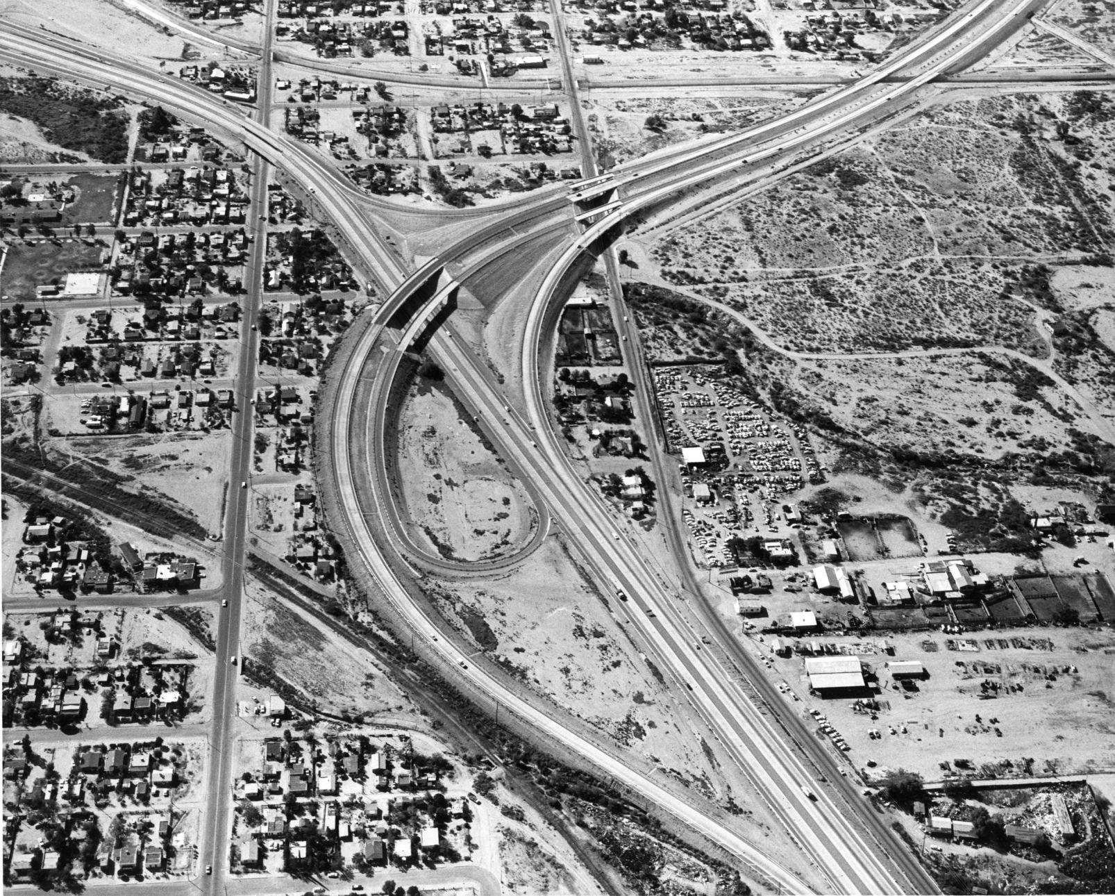 Collection: 40+ aerial photos of Tucson from decades ago