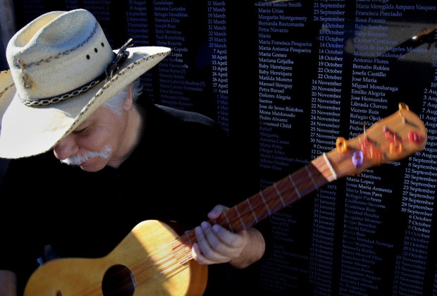 Acclaimed troubadour to play free concert