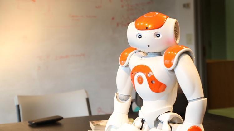 Blue Sky Science: How are robots similar to humans?