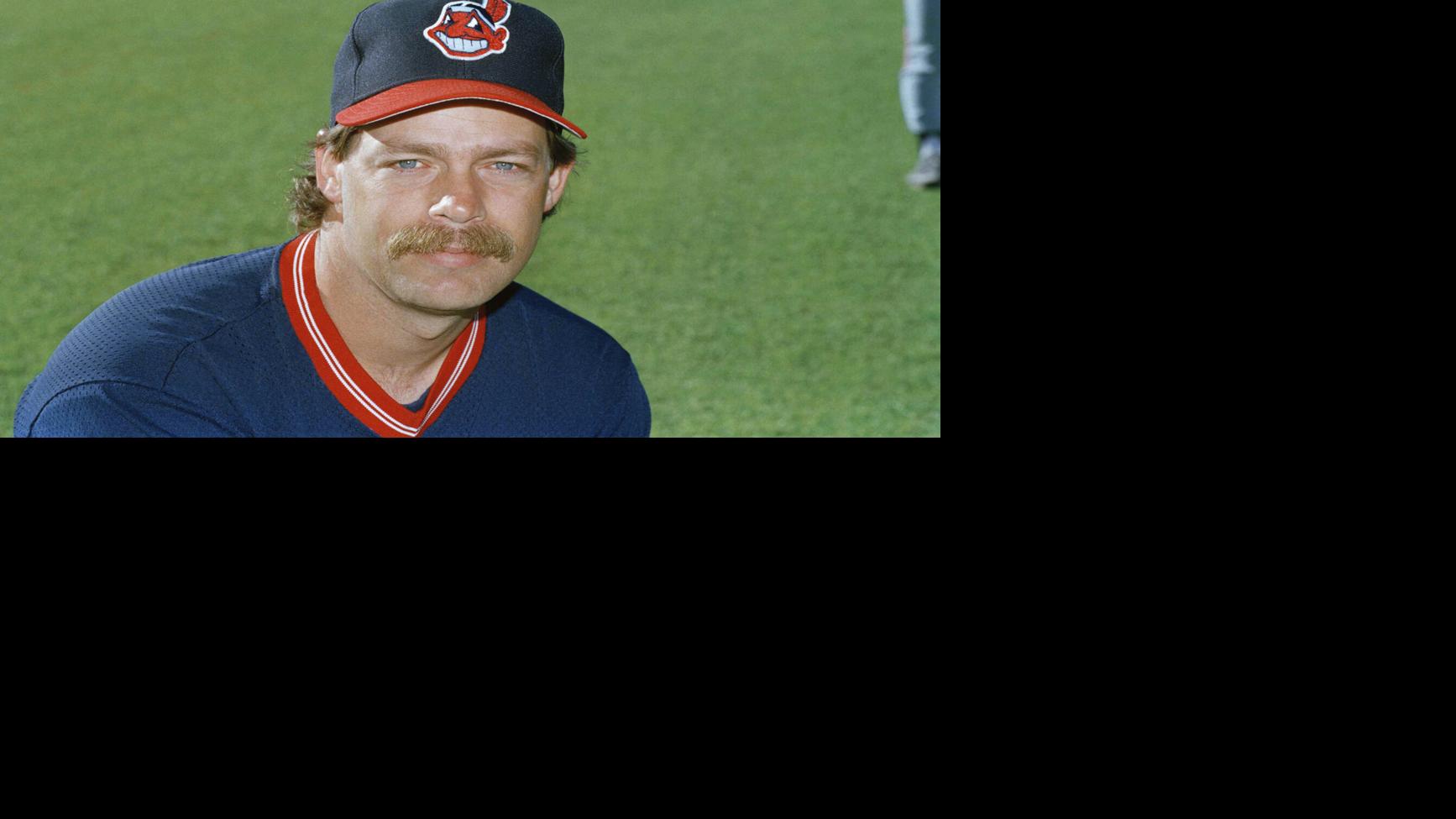 All-Star closer, former Pusch Ridge Christian baseball coach Doug Jones ...