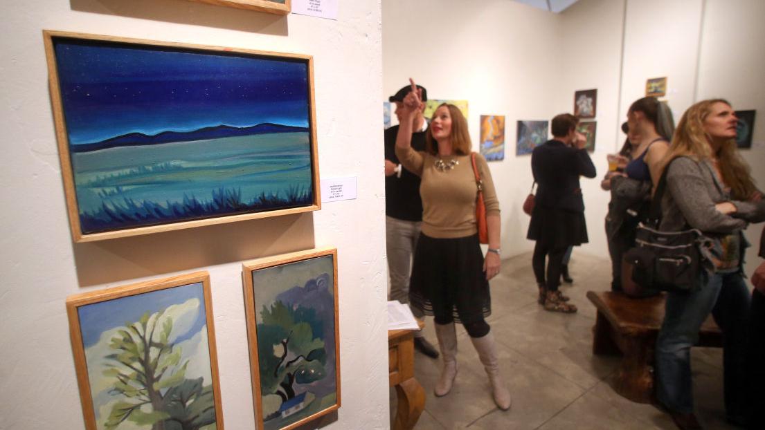 Tucson artist, teacher puts on show with students | Local news | tucson.com