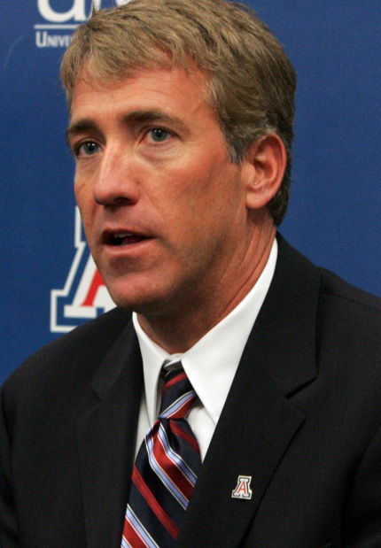 UA swim coach Hansen, on leave since October, resigns