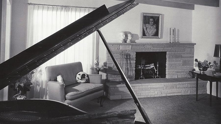 1958 home photos: Indoor-outdoor living