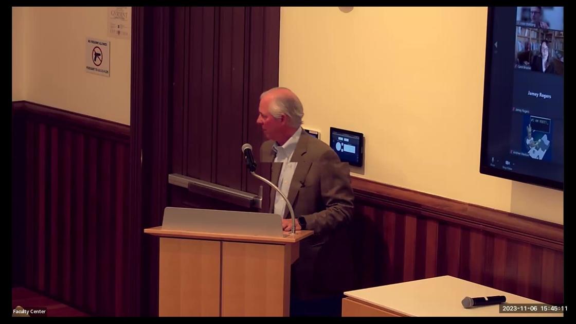 University of Arizona President Robbins speaks at Faculty Senate: Nov ...