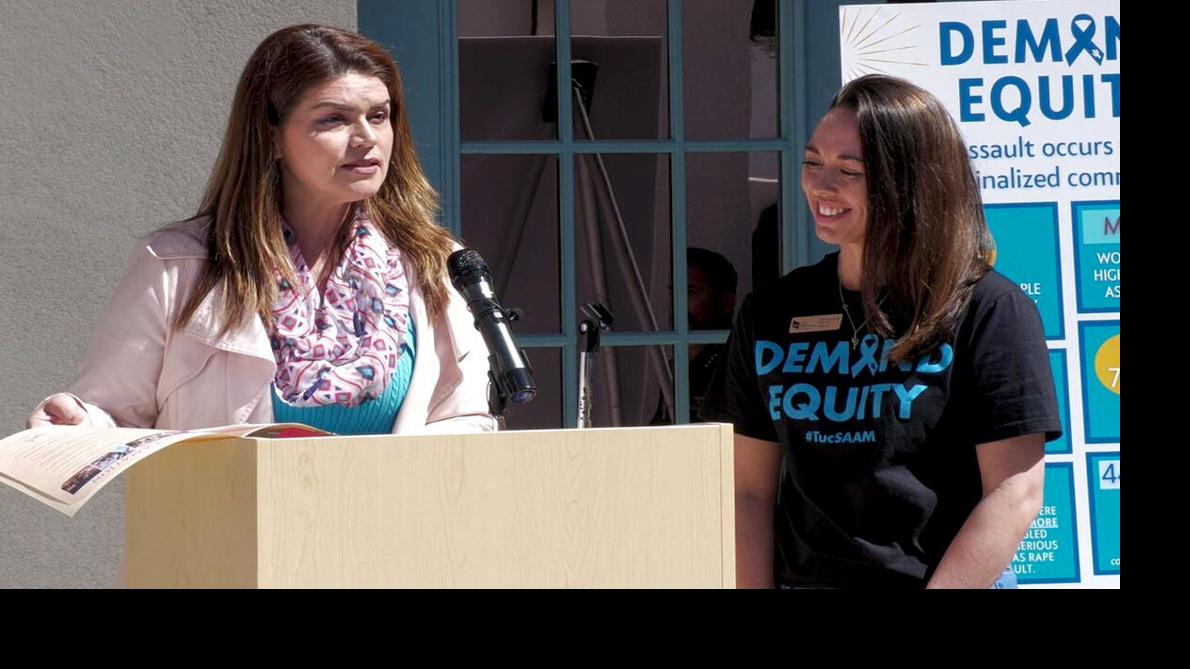 Caitlin Schmidt - Journalist Profile - Intelligent Relations