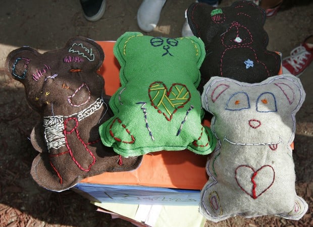 Booth-Fickett students make teddy bears for children in need