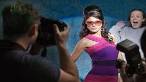 'Somebody' a witty but pointless look at our obsession with fame